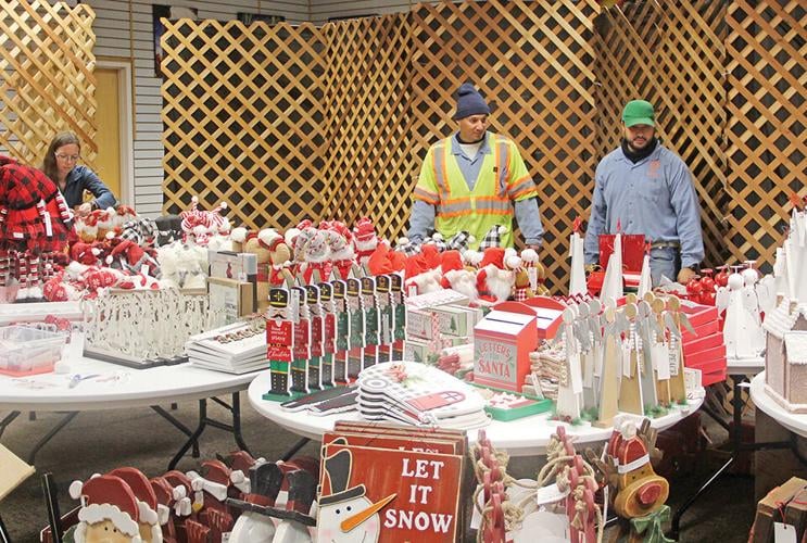 Work crew is 'a lifesaver' | Local News | argusobserver.com