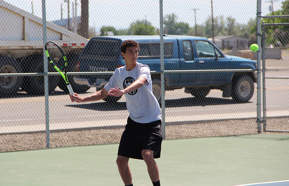 Vikings crowd the finals of subregional tennis tournament | Local ...