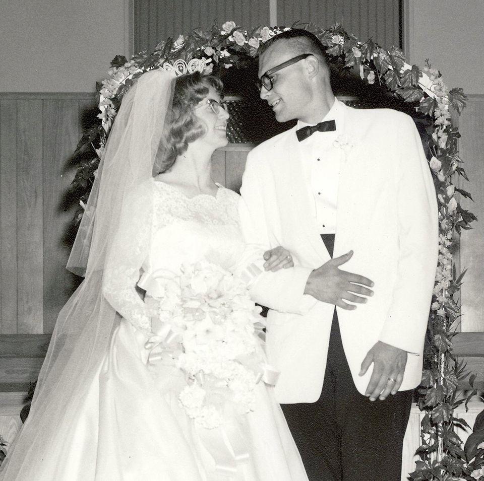 50th Anniversary: Stephen and Linda (Kennedy) Macklin | Features ...