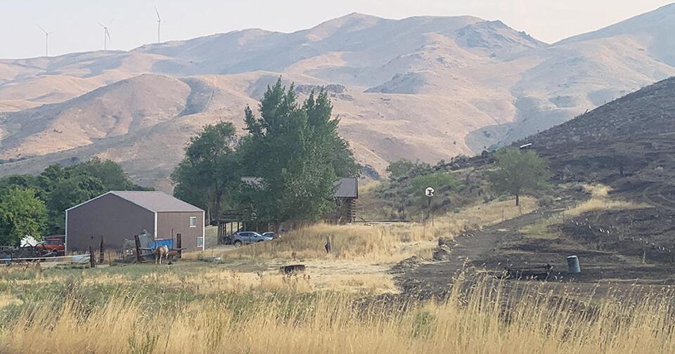 As Durkee Fire nears containment, local teams take over | News ...