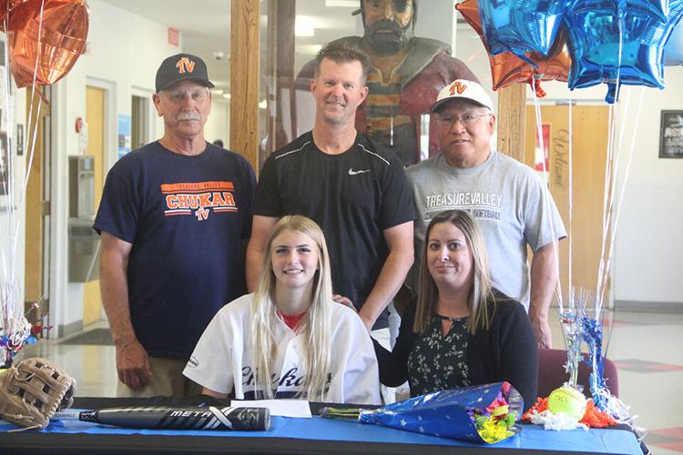 Jordan Barrett takes her talents to TVCC | Local Sports | argusobserver.com