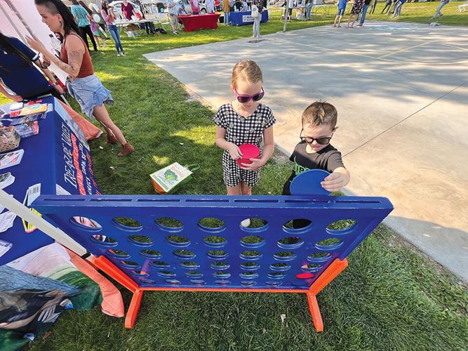 Hands Around the Park for Recovery 2022 | Local News | argusobserver.com