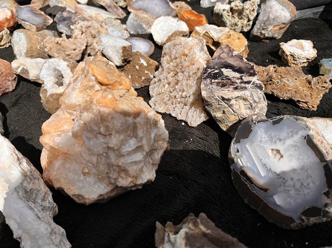 Carving out a path to Oregon’s state rock | Valley Life | argusobserver.com