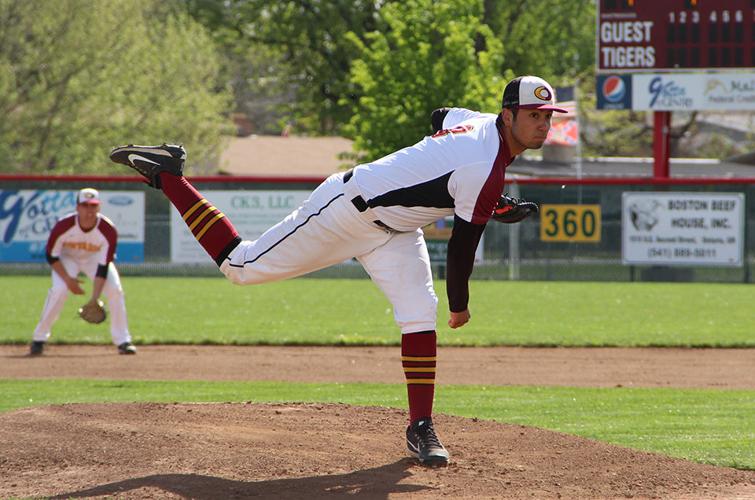 Play ball | | argusobserver.com