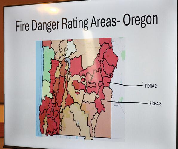 Community pours in to Senior Center to hear about fires | Local News ...