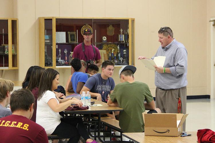 Tigers host football camp for moms | Local Sports | argusobserver.com