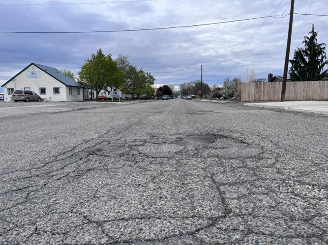 Potholes over petunias: Nyssa sets its priorities | Local News ...