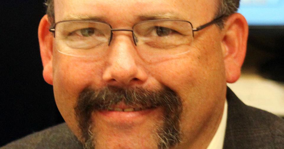 Barker gets $400,000 to leave | Local News | argusobserver.com