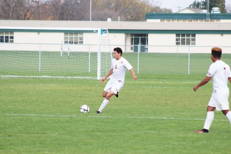 Ontario's Andy Sanchez juggles both football and soccer in the fall ...