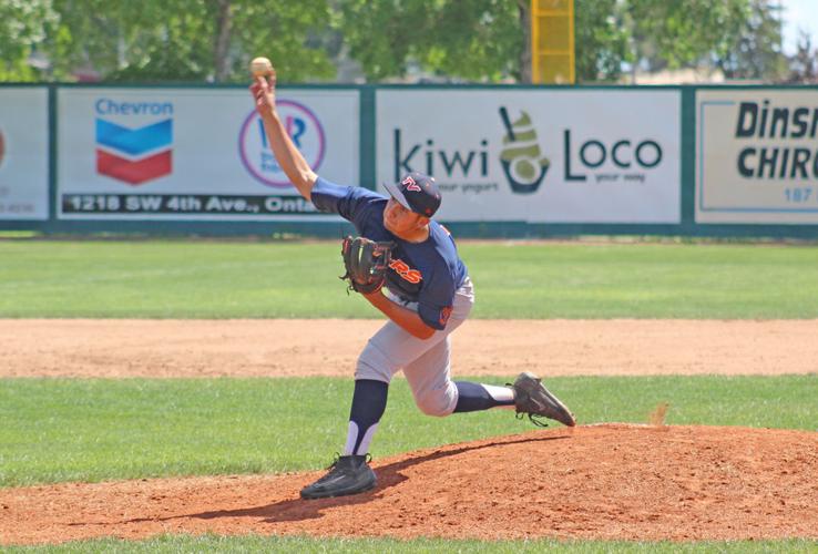 On Navarrete's stellar pitching, Buck walk-off, Stars split day with ...