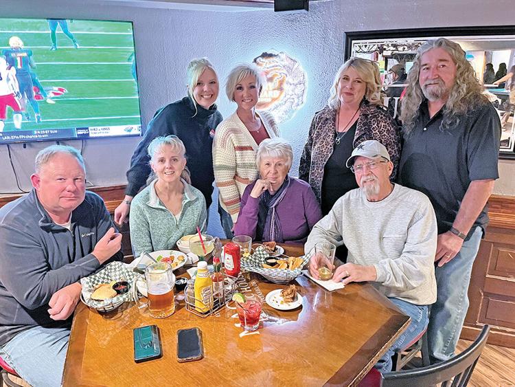 Deborah Folden pulls ahead in Ontario mayoral race; close gubernatorial ...