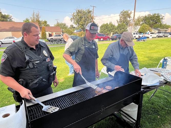 Hands Around the Park for Recovery 2022 | Local News | argusobserver.com