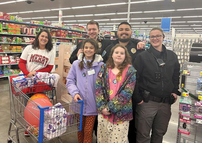 Weiser officers participate in Shop With a Cop event | Valley Life ...