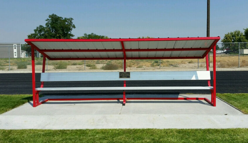 Pirates honor late coach with commemorative bench | | argusobserver.com