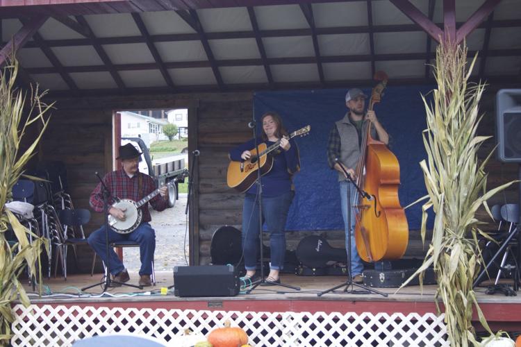 Community gathers to honor Gary Poe, museum stage dedicated in his ...