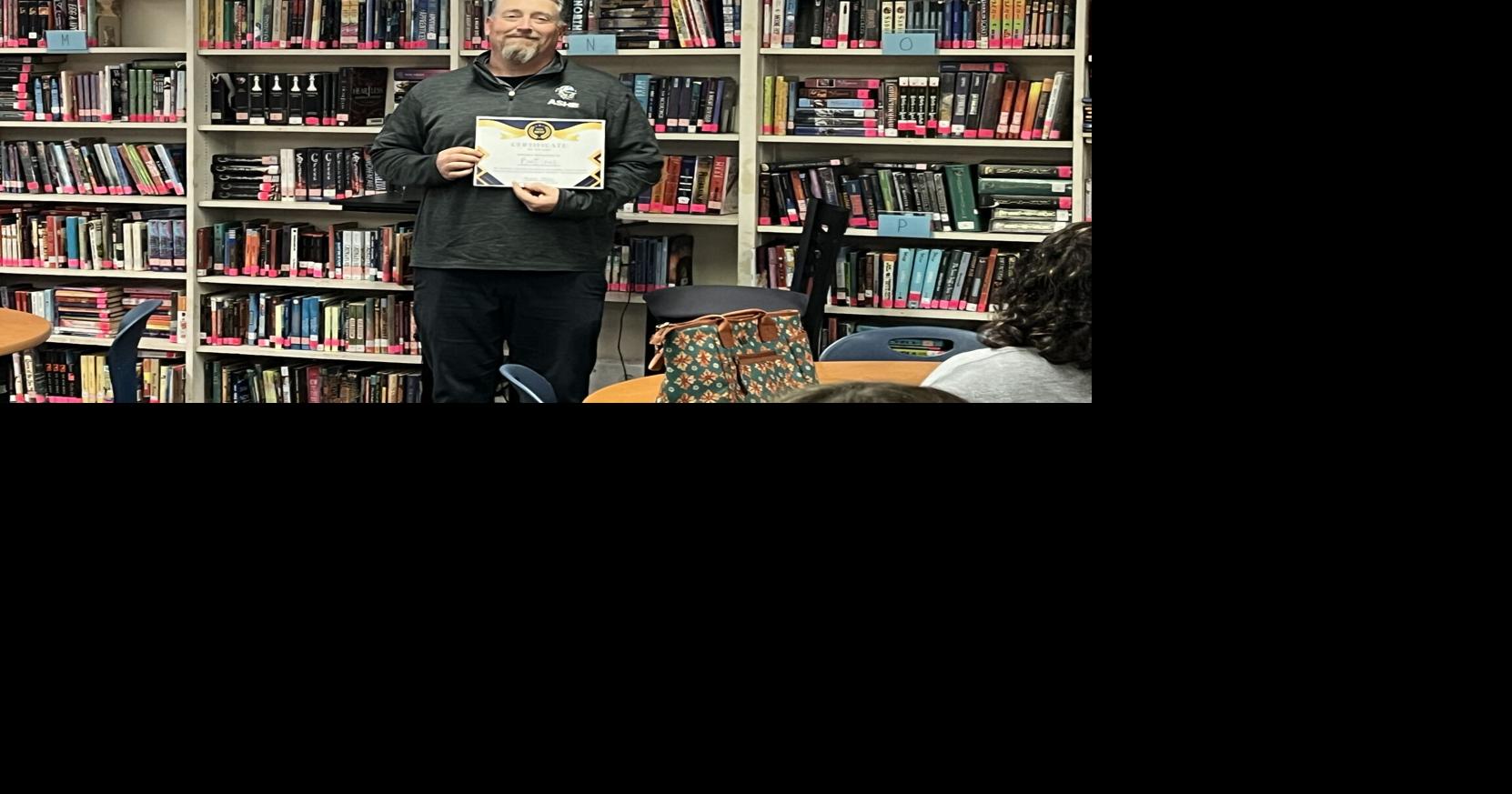 ACMS teacher wins Region 7 Middle School Science Teaching Award | News ...