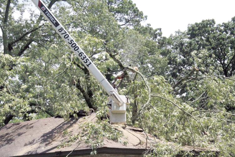 Storm smashes Ashley County, leaving area damaged and powerless for ...