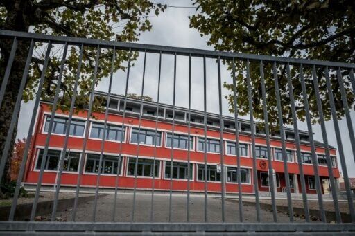 Border order: Geneva schools kick out Swiss kids living in France ...