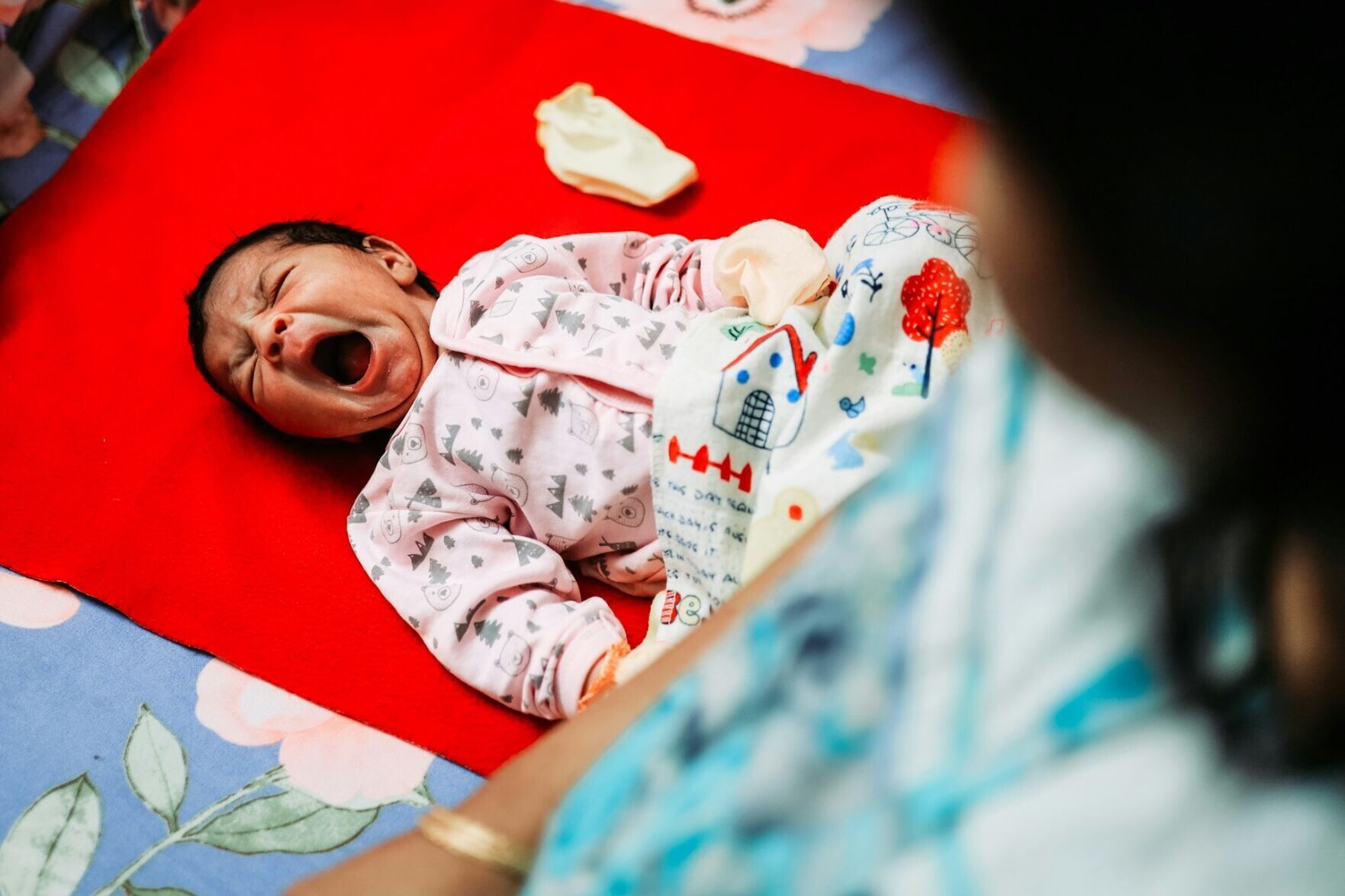 Unborn baby yawning in womb may be sign of distress | Health ...
