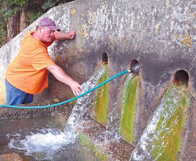 Buchtel landmark has tried, true fans | News | athensmessenger.com
