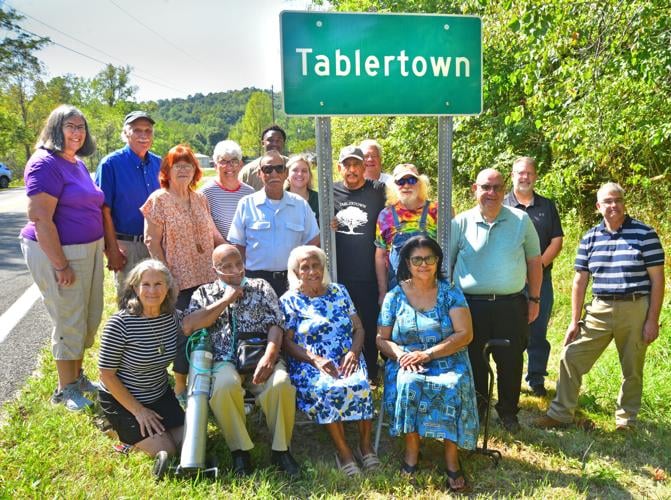 Recognizing History Tablertown Gets Its Signs News Athensmessenger