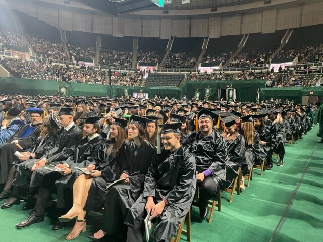 'Your uniqueness is your superpower': Ohio University holds fall 2023 ...