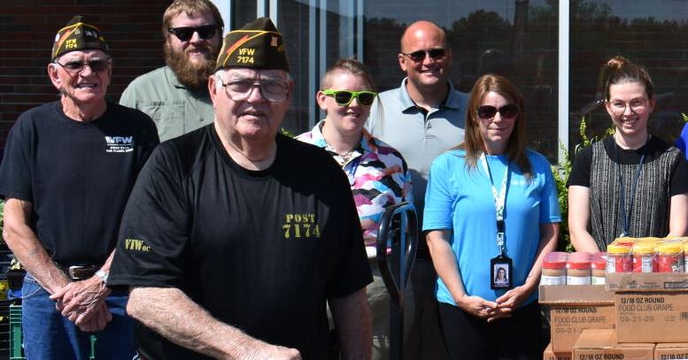 VFW Post 7174, Piggly Wiggly make donation to Athens County Peanut ...