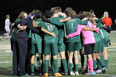 Bulldogs end regular season on a high-note with 6-2 victory | Sports ...
