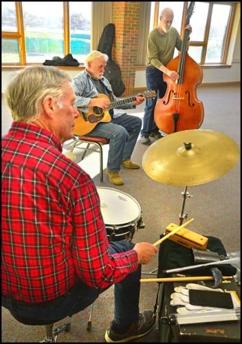 Libraries host impromptu jam sessions | News | athensmessenger.com