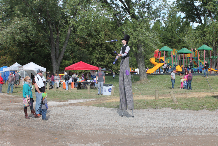 Color in the Hills festival an action-packed Glouster weekend | News ...