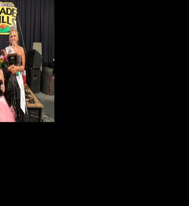 Clowes crowned Parade of the Hills queen | News | athensmessenger.com