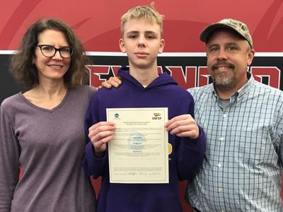 Chmiel will continue wrestling career | Local Sports | athensmessenger.com