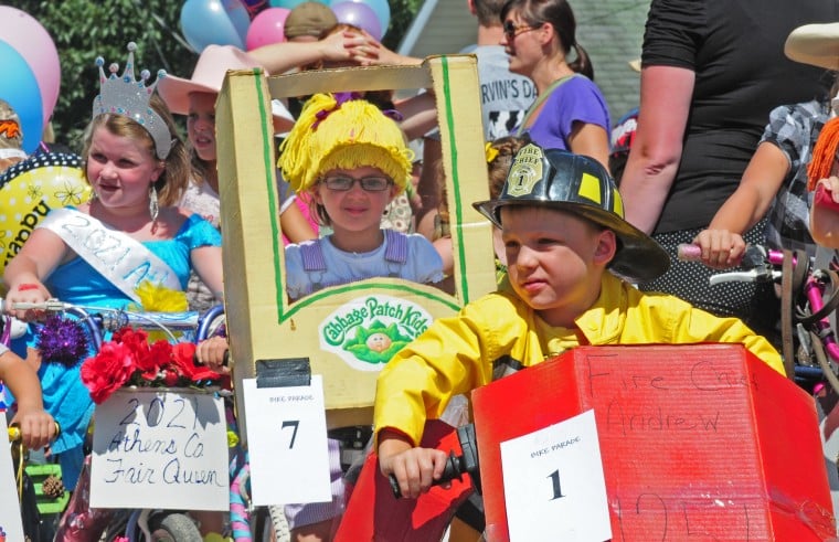 Little Kids Bike Parade | Multimedia | athensmessenger.com