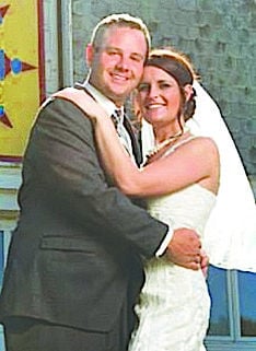 Sechkar-Linscott wedding | Celebrate | athensmessenger.com