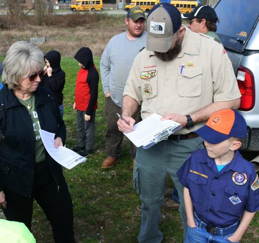 Volunteers clean up battlefield site where Morgan's Raiders skirmished ...