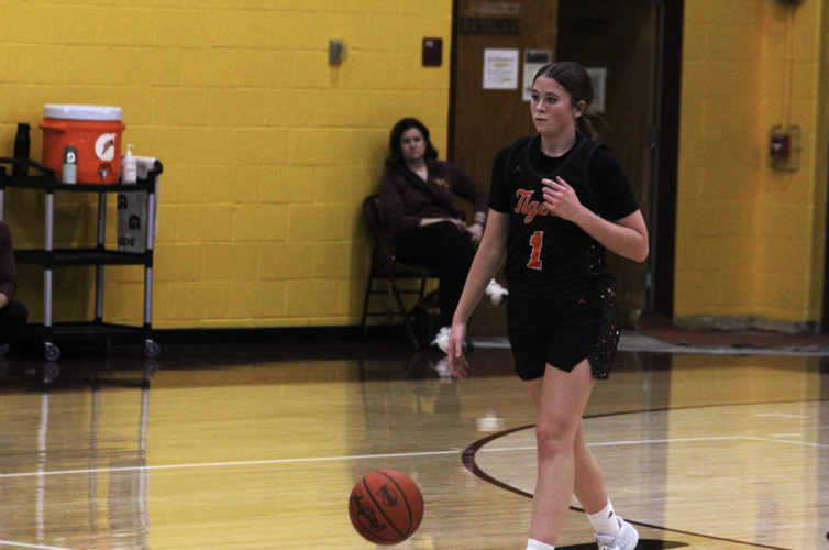 Marietta machine speeds past Federal Hocking on the court | Local ...