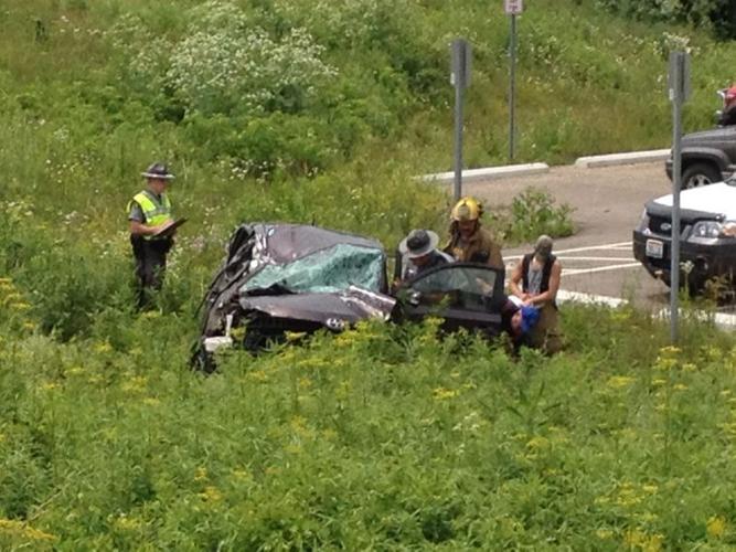 Man hospitalized after Route 33 crash | News | athensmessenger.com