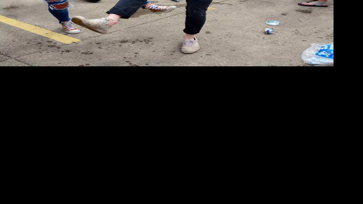 Arrest numbers down at mellow, balmy Palmer Fest | Campus News ...