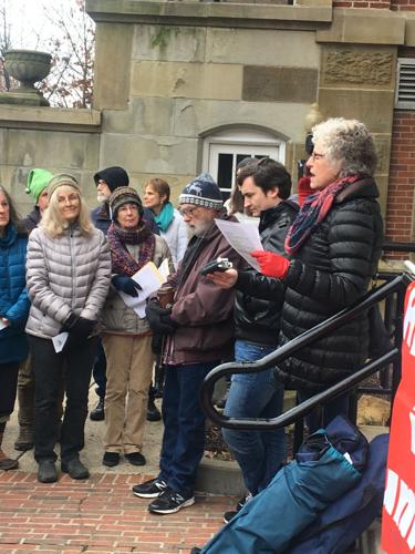 Uptown rally calls for 'health care for all' | Local News | athensnews.com