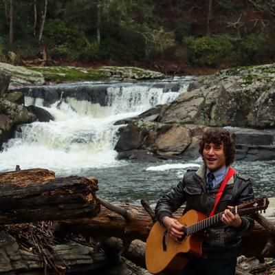 Indie Rocker Takes Stage at Skull Friday | | athensnews.com