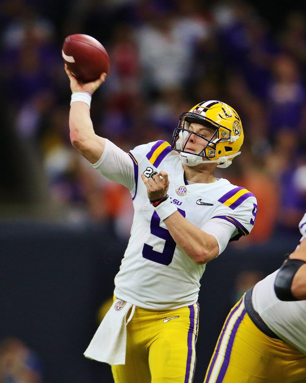 Joe Burrow achieves his dream, a national title | Photo Galleries ...