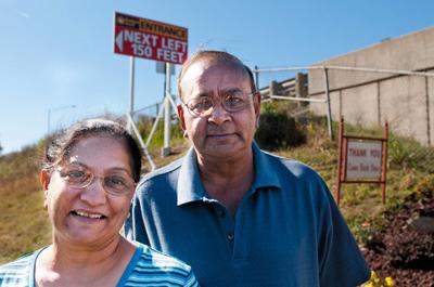 Motel owners finally get crucial billboard - 24 years later | Local ...
