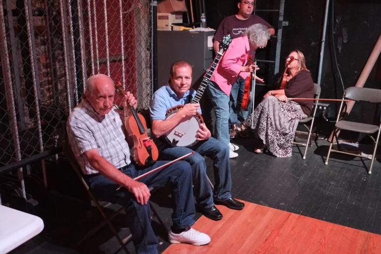 Ohio State Fiddling Contest | | athensnews.com