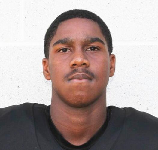 Texas high school basketball player dies after collapsing during game ...