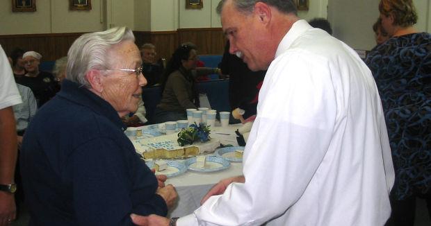 Friends say goodbye to Holstein | Local News | athensreview.com