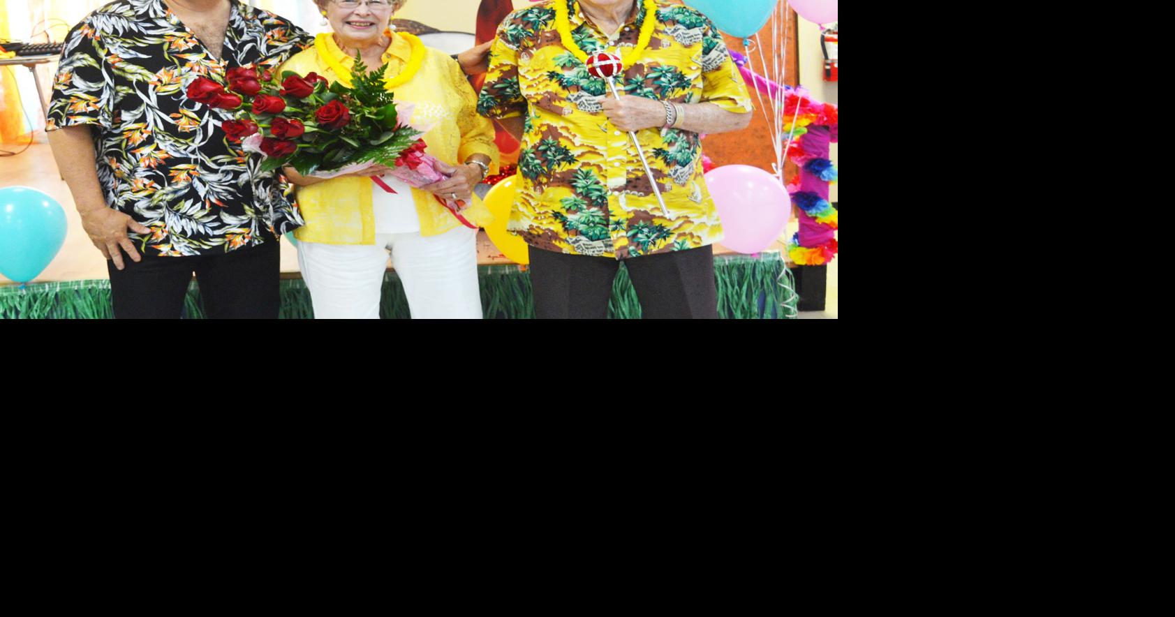 Seniors get their groove on at the annual prom | Local News ...