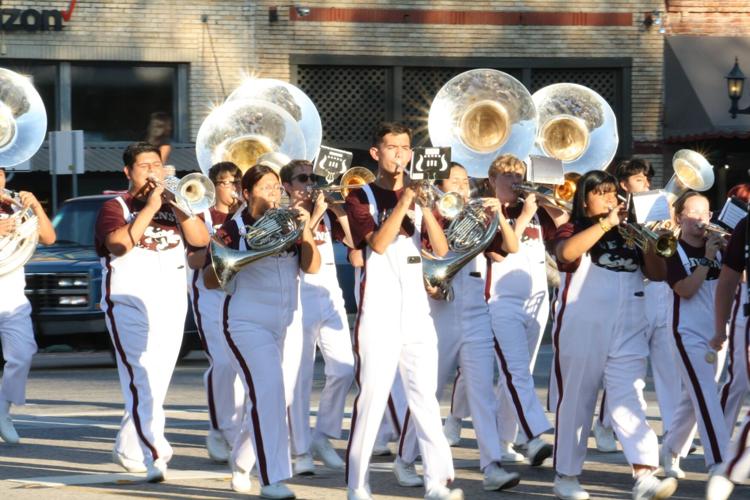Athens community celebrates Homecoming with parade | News ...