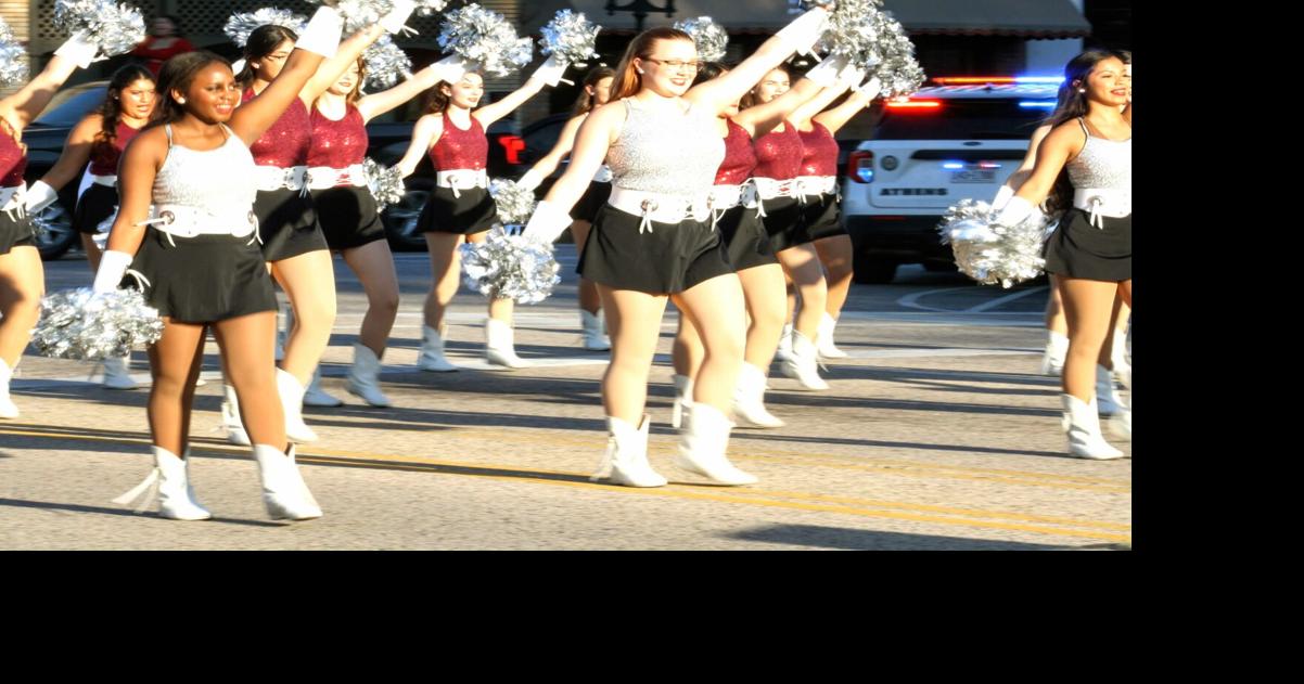 Athens community celebrates Homecoming with parade | News ...