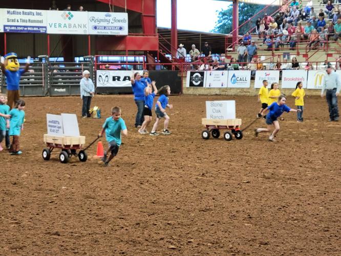 Record setting rodeo boasts local winner | News | athensreview.com