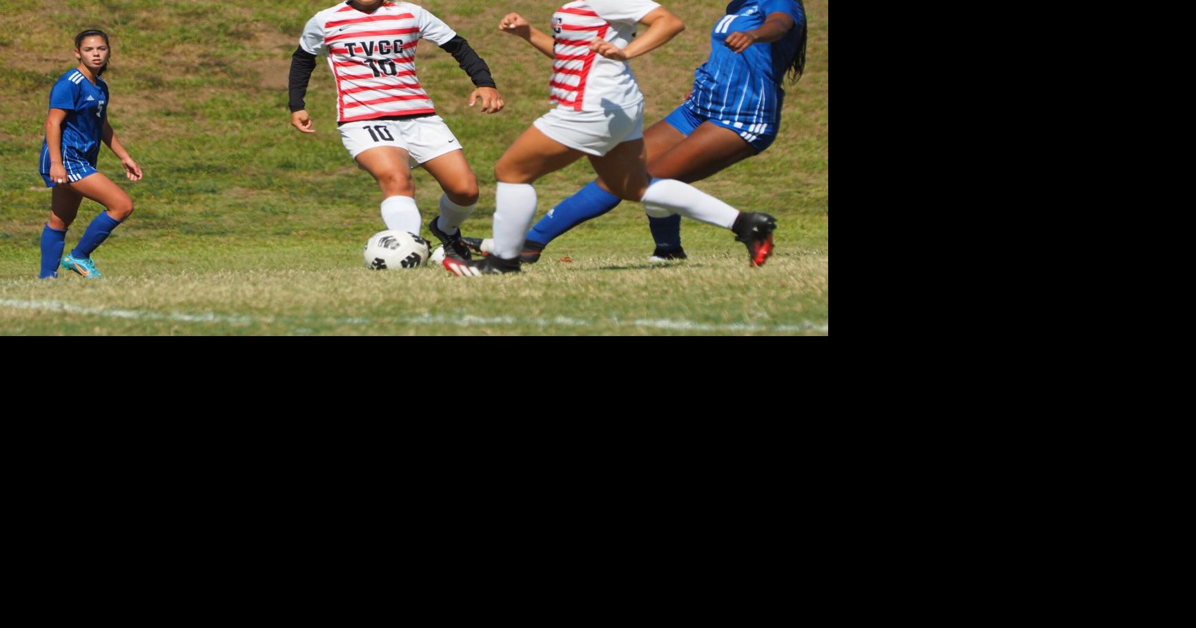 PHOTOS: TVCC soccer teams take on Blinn | Sports | athensreview.com